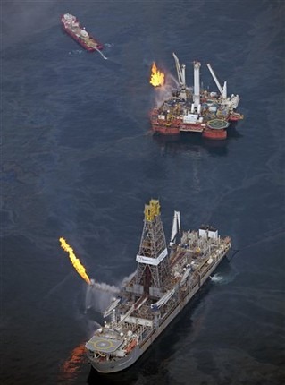 Photo gallery: Aerial photos of oil and gas flaring at Deepwater ...